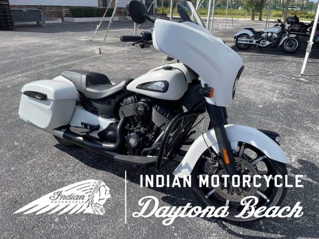 2019 INDIAN MOTORCYCLE CHIEFTAIN DARK HORSE WHITE SMOKE For Sale In ...