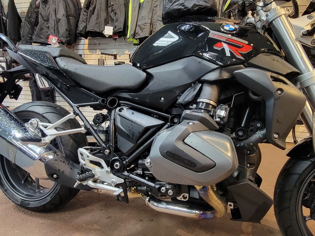 Explore BMW R 1250 R BLACK STORM METALLIC | Detailed Vehicle Listings